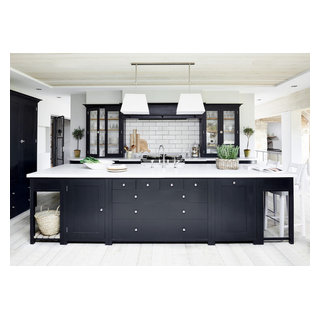 Suffolk Kitchen - Contemporary - Kitchen - Belfast - by Neptune | Houzz