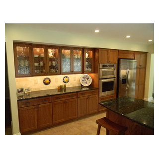 Sugar Creek Cherry With Pecan Finish By Schuler Cabinetry ...