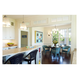 Summer House - Transitional - Kitchen - Boston - by Su Casa Designs | Houzz