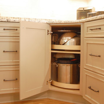 Super Susan - Photos & Ideas | Houzz