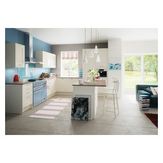 Tatton Cream - Traditional - Kitchen - Other - by Magnet Kitchens | Houzz