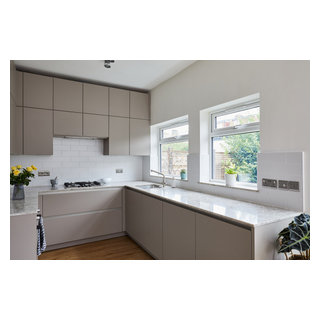 Taupe Handleless Kitchen - Contemporary - Kitchen - London - by ...