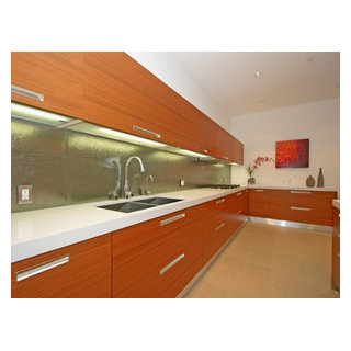 Teak Kitchen - Modern - Kitchen - Los Angeles - by See Construction | Houzz