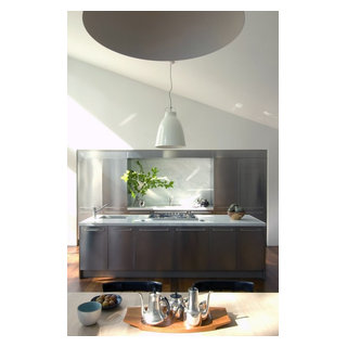 Texas Hill House Kitchen - Contemporary - Kitchen - New York - by ...