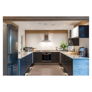 The Carpenter Oak Show House, Kingskerswell - Contemporary - Kitchen ...