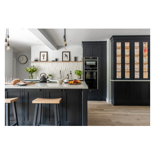 The Dene Kitchen - Traditional - Kitchen - Surrey - by Shere Kitchens ...