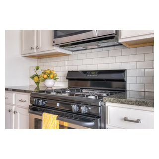 The Elements 2200 Model at Chandy Acres - Traditional - Kitchen - Grand ...