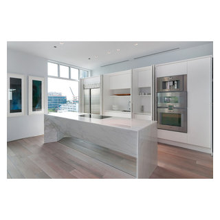 The Glass - Modern - Kitchen - Miami - by Italkraft | Houzz