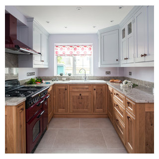 The Grosmont - Traditional - Kitchen - Wiltshire - by Stephen Graver ...