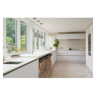 The Hay Loft Kitchen - Contemporary - Kitchen - Gloucestershire - by ...