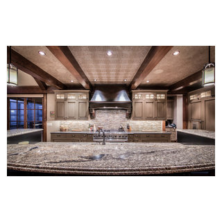 The Hill II - Craftsman - Kitchen - Denver - by David Hueter Design | Houzz