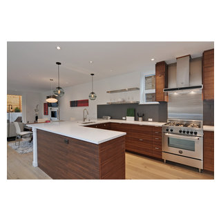 The Jordan - Modern - Kitchen - Seattle - by LDB HOMES LLC | Houzz UK