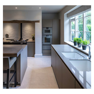 The Manor House Contemporry Bulthaup Kitchen & Pantry - Modern - Küche ...