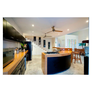 The White House of Costa Rica - Coastal - Kitchen - Los Angeles - by ...