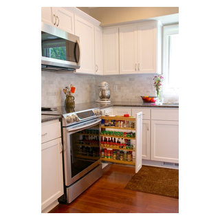 Thompson Kitchen - Transitional - Kitchen - Minneapolis - by Kitchens ...