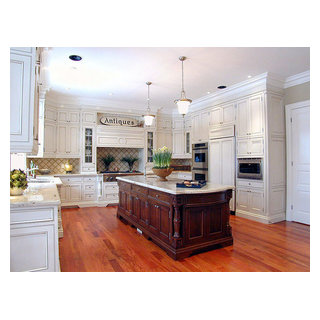 Time-Honoured Tudor Revival - Traditional - Kitchen - Toronto - by ...