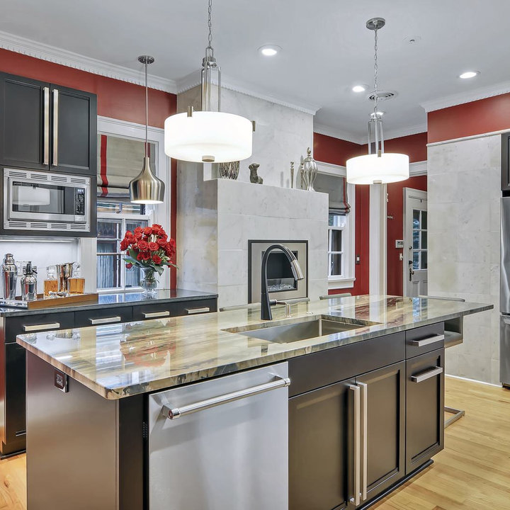Townhouse Kitchen - Photos & Ideas | Houzz