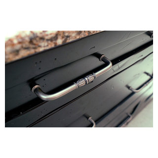 Traditional Decorative Drawer Hardware By Schaub - Traditional ...