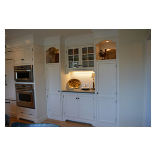 Traditional Escape - Farmhouse - Kitchen - Philadelphia - by Rojahn ...