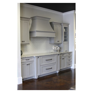 Traditional Kitchen - Traditional - Kitchen - Charlotte - by Carter ...