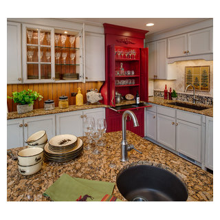 Traditional Kitchen in Indian River, Michigan - Klassisch - Küche ...