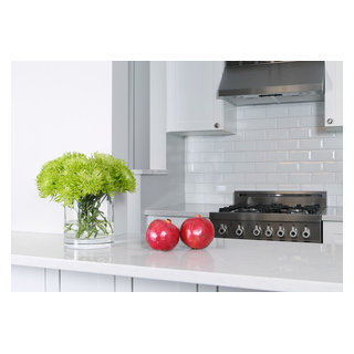 Traditional kitchen in pre-war building - Traditional - Kitchen - New ...