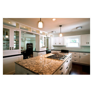 Traditional Kitchen Remodel Champaign - Traditional - Kitchen - Chicago ...