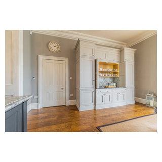 Traditional Manor House - Traditional - Kitchen - Cheshire - by Daniel ...