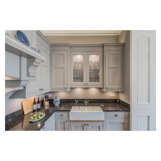 Traditional Manor House - Traditional - Kitchen - Cheshire - by Daniel ...