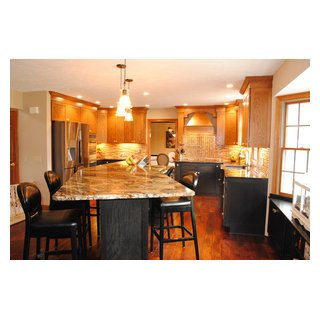 Traditional Medina Area Kitchen - Transitional - Kitchen - Cleveland ...