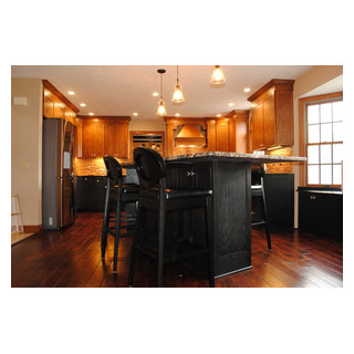 Traditional Medina Area Kitchen - Transitional - Kitchen - Cleveland ...