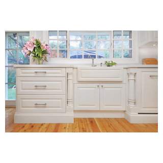 Traditional Practicality - Traditional - Kitchen - Sydney - by Impala ...