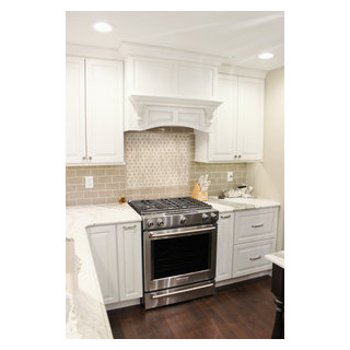Traditional Two Tone Kitchen With Furniture Island - Traditional ...