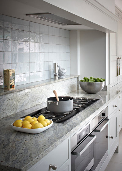 How to Choose the Right Placement for Your Kitchen Hob | Houzz UK