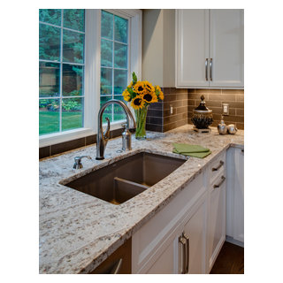 Transitional Novi Kitchen Renovation - Transitional - Kitchen - Detroit ...