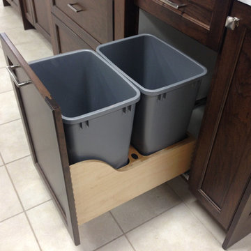 Double Trash Pullout - Photos & Ideas | Houzz
