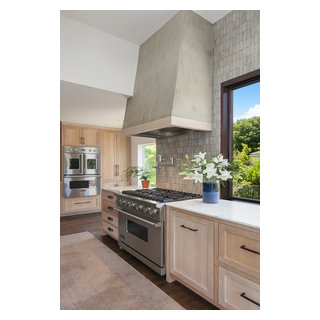 Treehouse atop Madison Valley I Seattle, Washington - Contemporary ...