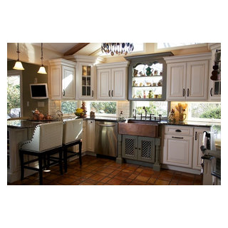 Tri Color Kitchen- All pics are property of Merri Interiors, Inc ...