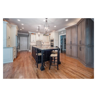 Tri-Color Kitchen with Country Breakfast Room in Johns Creek, GA ...