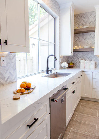 Kitchen of the Week: Asymmetry Creates a Standout Space