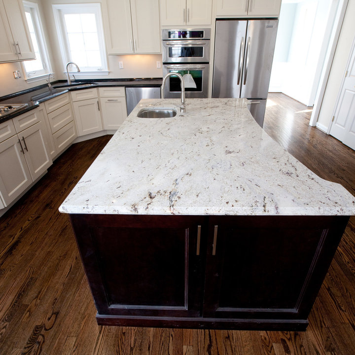 Cream Granite - Photos & Ideas | Houzz