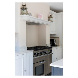 Two Tone Kitchen Diner - Contemporary - Kitchen - London - by Woods of ...