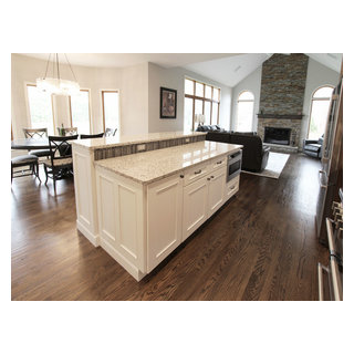Two Toned Kitchen with White Island and Great Room Stacked Stone ...
