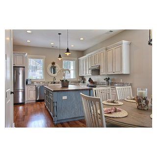 Tyson - Farmhouse - Kitchen - Atlanta - by Jamestown Designer Kitchens ...