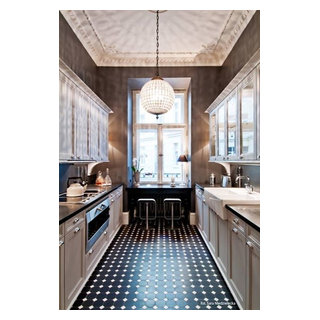 Upgraded Kitchen in 1800's vintage NYC townhouse - Victorian - Kitchen ...
