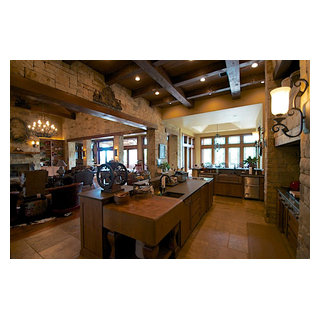 Uvalde Ranch House - Rustic - Kitchen - Austin - by A-Design By Gustavo ...