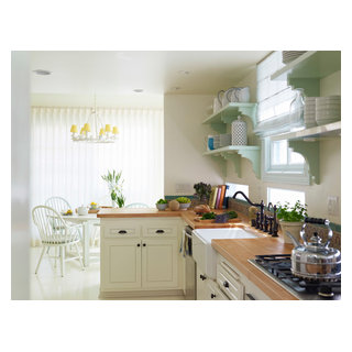 Venice Kitchen - Beach Style - Kitchen - Los Angeles - by Alexandra ...