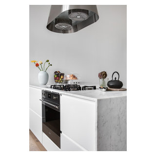 Victorian Apartment - Scandinavian - Kitchen - London - by Pastiche | Houzz