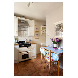 Victorian country cottage - Victorian - Kitchen - Surrey | Houzz