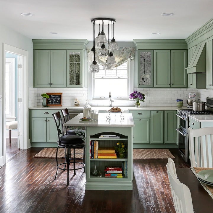 Colonial Kitchen - Photos & Ideas | Houzz
